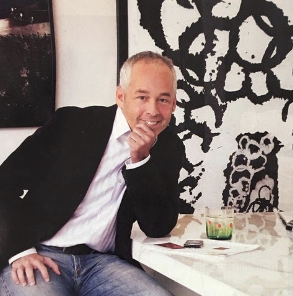 Consultants - Art Consultant Gent